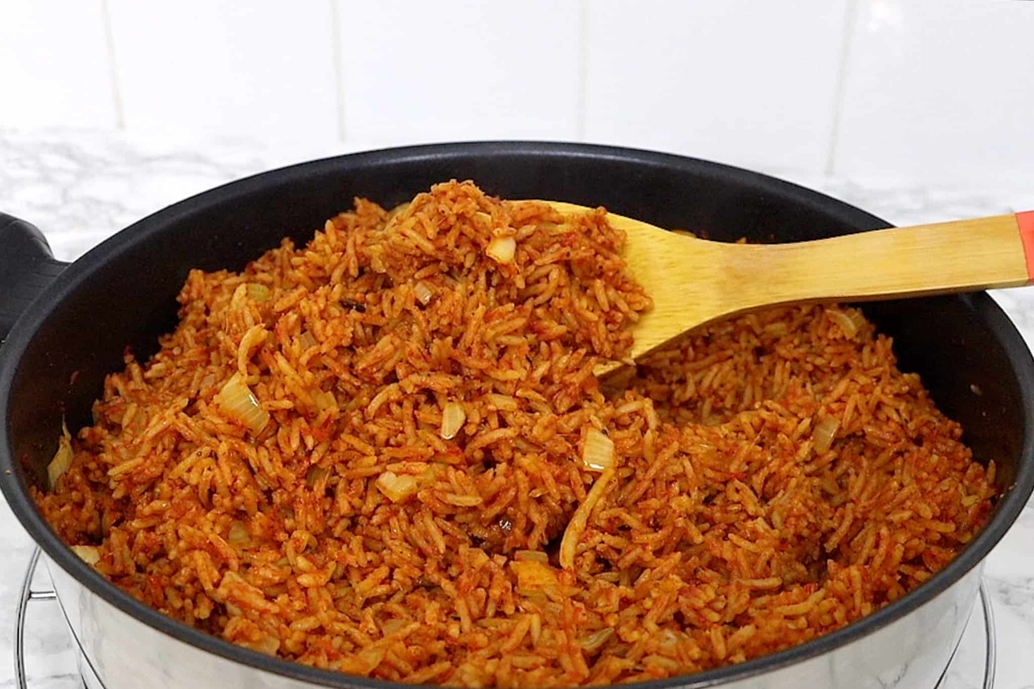How to cook authentic Nigerian Jollof rice - FarmingFarmersFarms